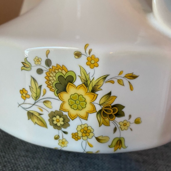 Mccoy | Kitchen | Vintage Mccoy Teapot With Yellow Green Flowers 97s ...